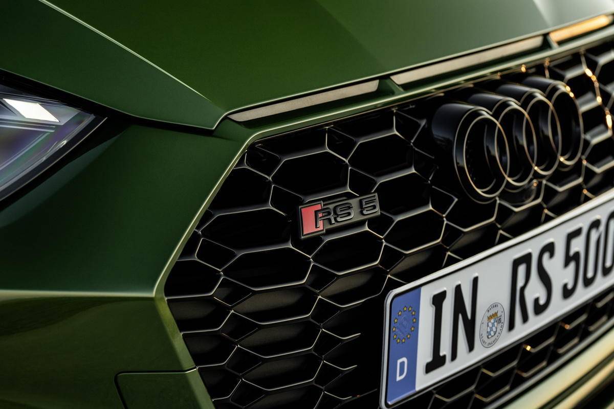 普通人也能3.9秒轻松“破百”，新奥迪RS 5全球首发-搜狐大视野-搜狐新闻