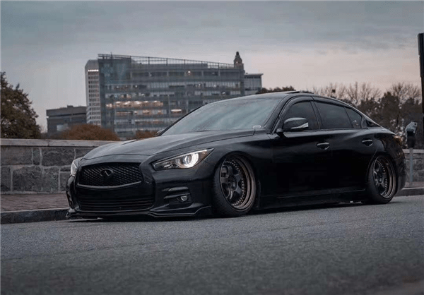 李洋分享英菲尼迪Q50改装AIRBFT气动避震展现低姿态_搜狐汽车_搜狐网