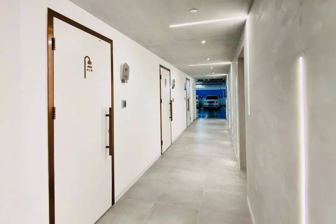 晶耀前滩 x WeCare联袂打造RUNBASE淋浴服务站-搜狐大视野-搜狐新闻