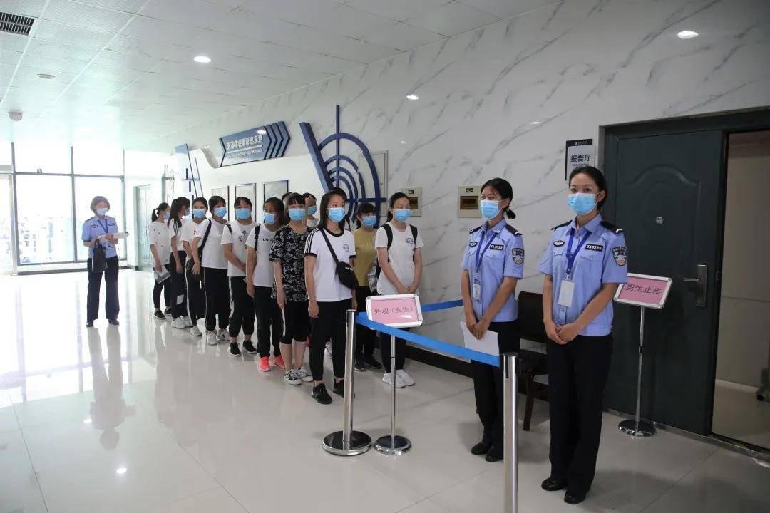 2020年河南警察学院提前批招生实录！期待你成为我们的战友！ 搜狐大视野 搜狐新闻