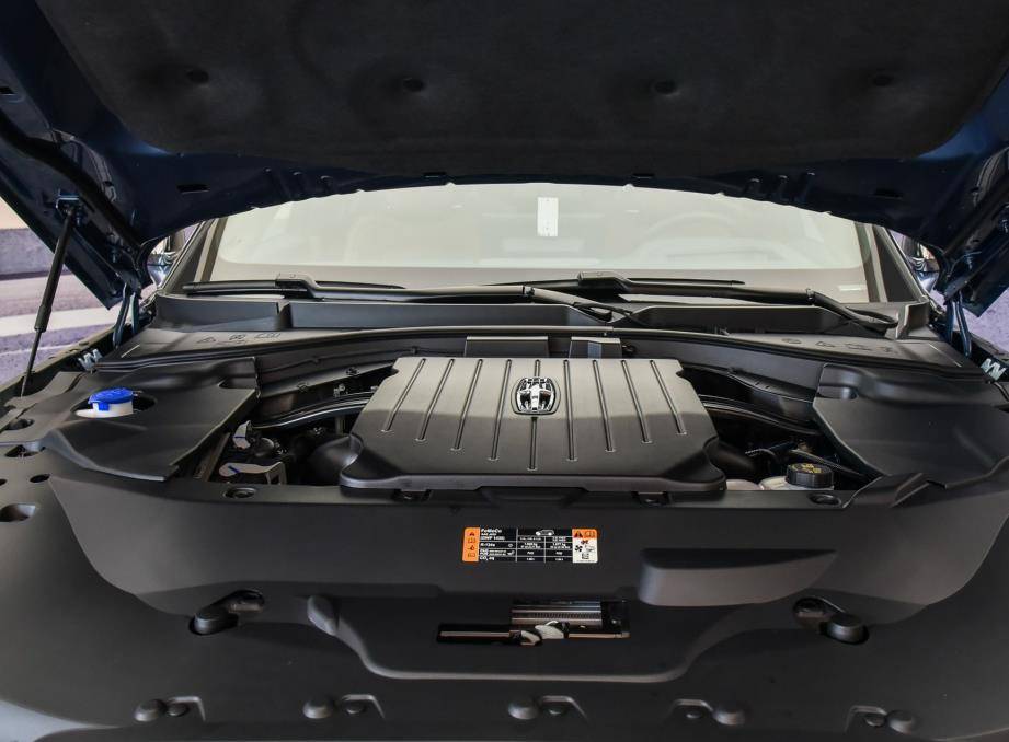 入门就搭V6双涡轮，长超5米配大七座，四驱 10AT，比奥迪Q7有排面_搜狐汽车_搜狐网