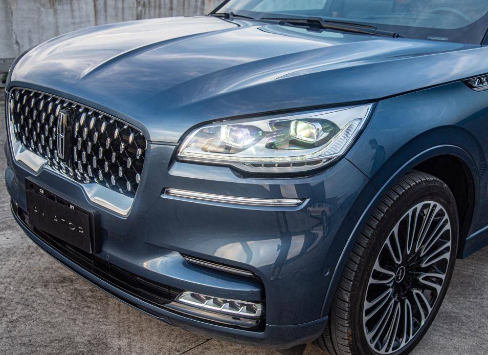 入门就搭V6双涡轮，长超5米配大七座，四驱 10AT，比奥迪Q7有排面_搜狐汽车_搜狐网