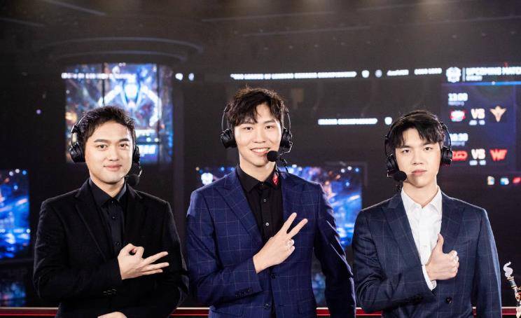 2021年LPL首个倒霉蛋！Mact才领了大红包，随后就被抬出解说席-搜狐大视野-搜狐新闻