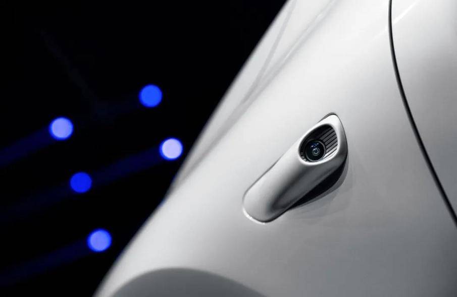 蔚来ET7 PK 宝马5系！国产新势力要对BBA“弯道超车”了？_搜狐汽车_搜狐网