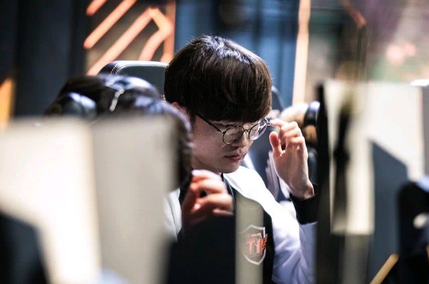 Chovy首谈LCK两大中单，给予Faker和BDD这样的评价_chovy