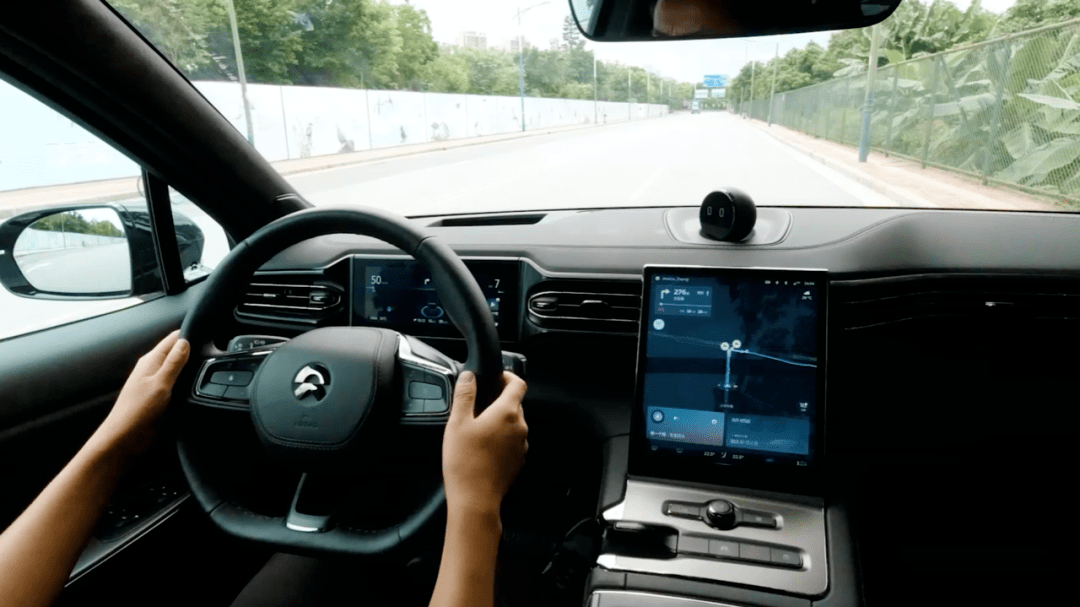 蔚来ES6 VS 奔驰GLC L：苹果表和机械表，谁才是你所爱？_搜狐汽车_搜狐网