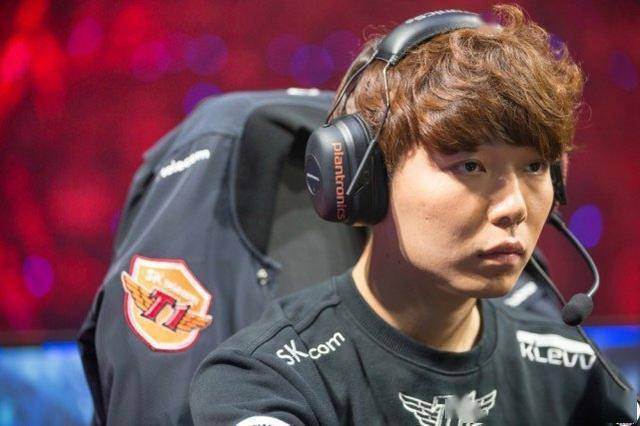 SKT新上单某成就直逼Marin！三冠王想要梦回S5？_Faker
