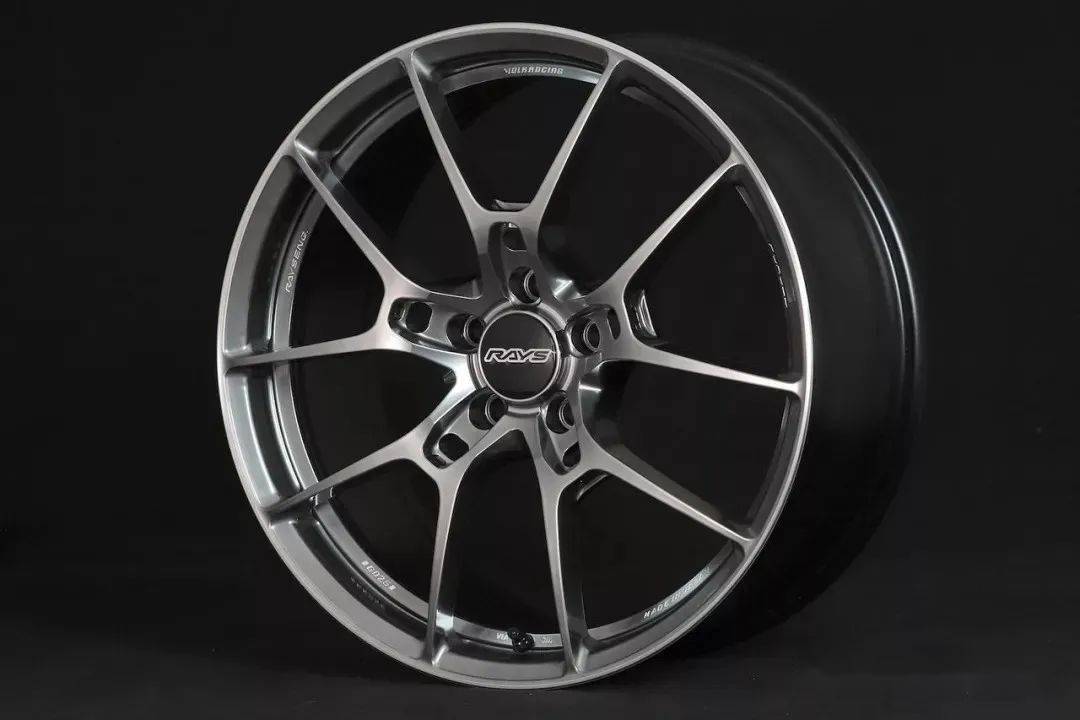 这圈太性能了！Rays G025轮圈，性能与美感兼具，走街与赛道的上佳之选 | 酷乐汽车_搜狐汽车_搜狐网