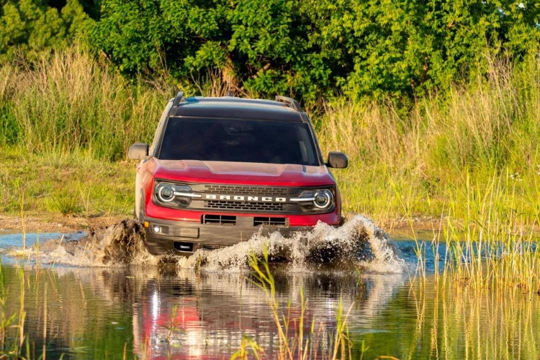 2021福特Bronco Sport，配标4x4驱动，展现强大越野技术_搜狐汽车_搜狐网