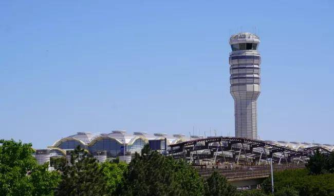 飞鸟和飞机起飞：飞友在美国里根机场（DCA）的拍机体验！_公园