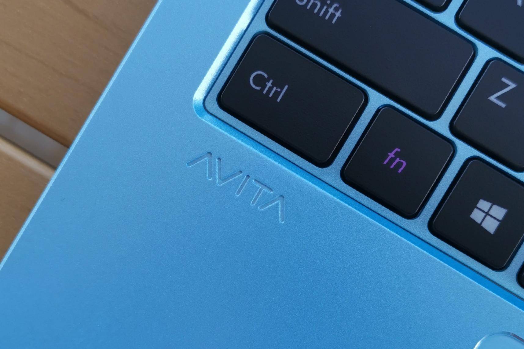 颜值即正义，性能是实力—AVITA LIBER V开箱简评_搜狐汽车_搜狐网