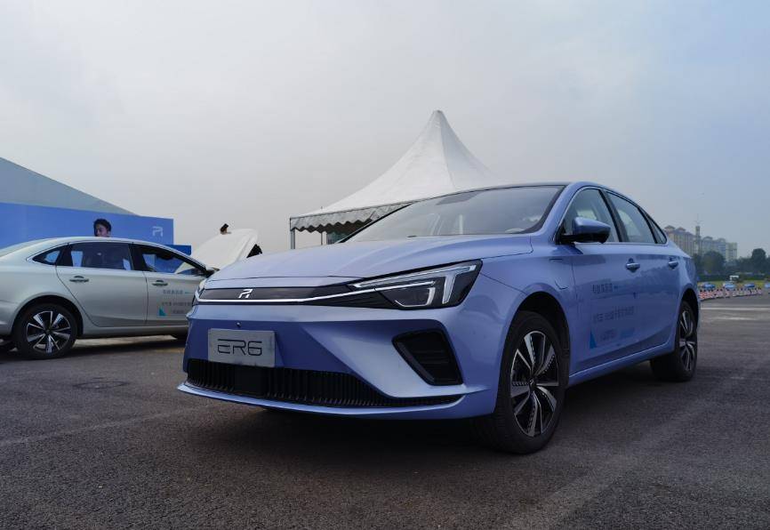 全系620km续航，配主动进气格栅，试驾上汽R ER6_搜狐汽车_搜狐网