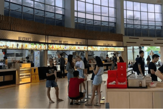 从数学类跨到商科，指南者留学学员在NTU金融读一年的挑战和收获_同学