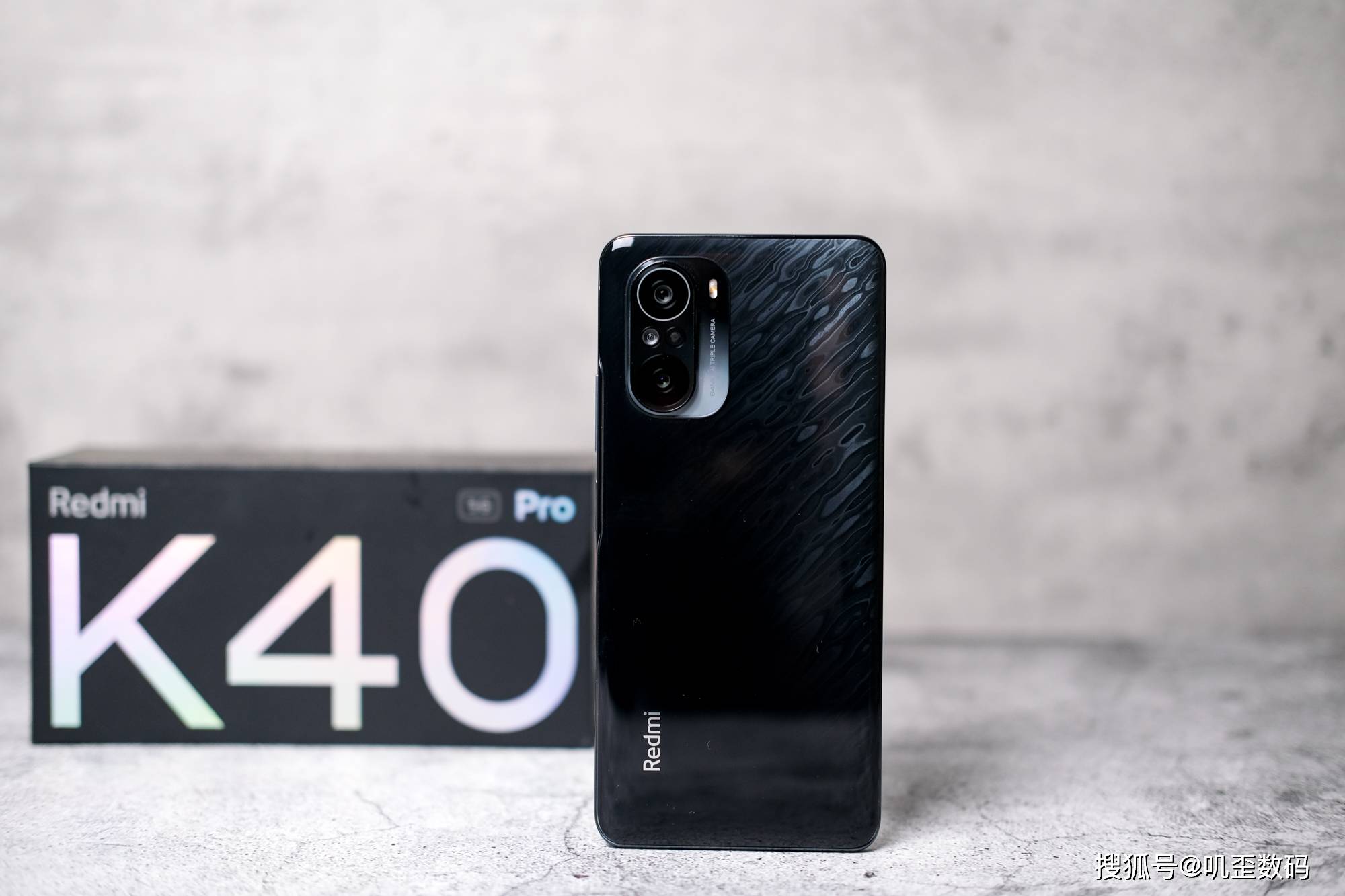 红米K40Pro一天深度体验，不吹不黑，优缺点都很明显_手机