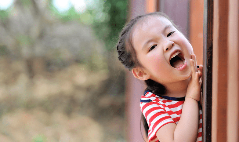 脸红、害怕关注，害怕成为焦点：社交恐惧的深度分析_情境