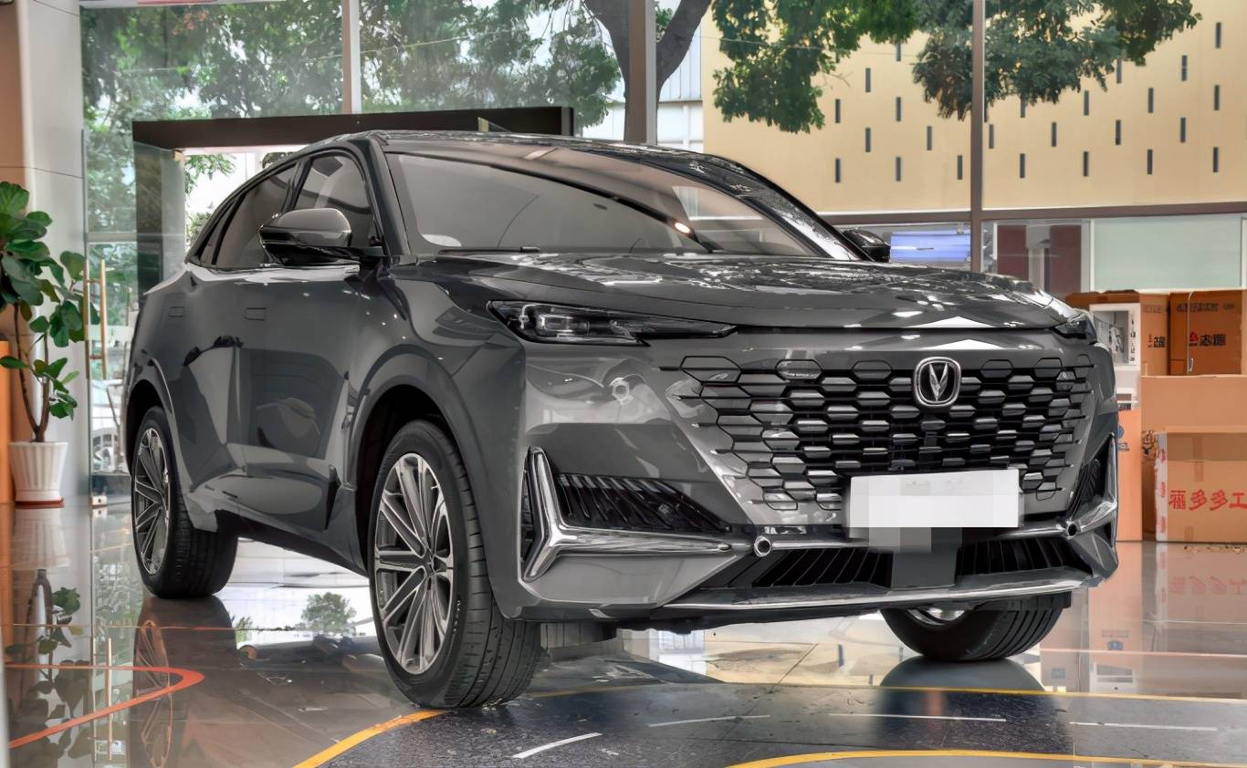 WEY VV6还是长安UNI-K？车圈达人给支招：智能最重要_搜狐汽车_搜狐网