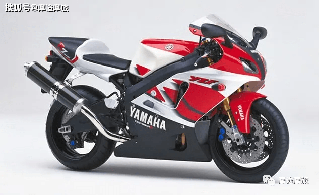 角逐中量级街跑地位，川崎Ninja 700 R摩托曝光！_搜狐汽车_搜狐网