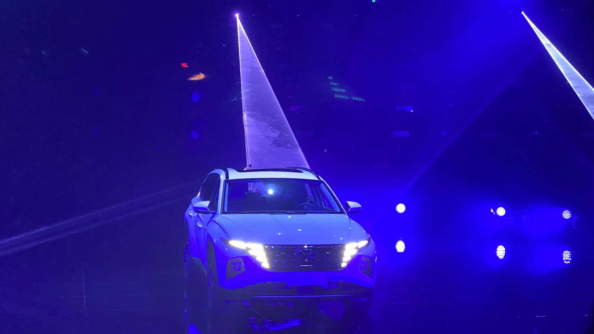 iGMP平台首款SUV 北京现代途胜L16.18万起 搭载CVVD连续可变气门_搜狐汽车_搜狐网