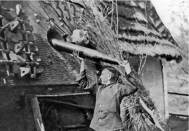 装甲怪兽，二战德军坦克杀手的绝唱，保时捷斐迪南坦克歼击车_重型