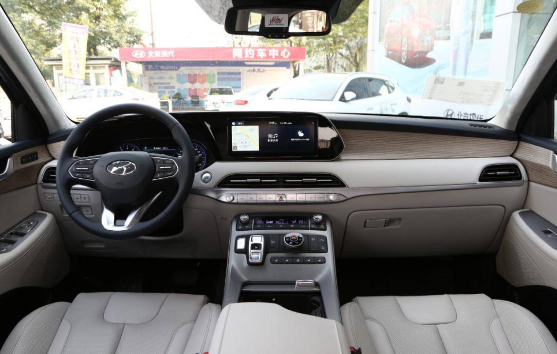 5米级SUV，原装进口，3.5LV6大排量自吸，不足30万_搜狐汽车_搜狐网