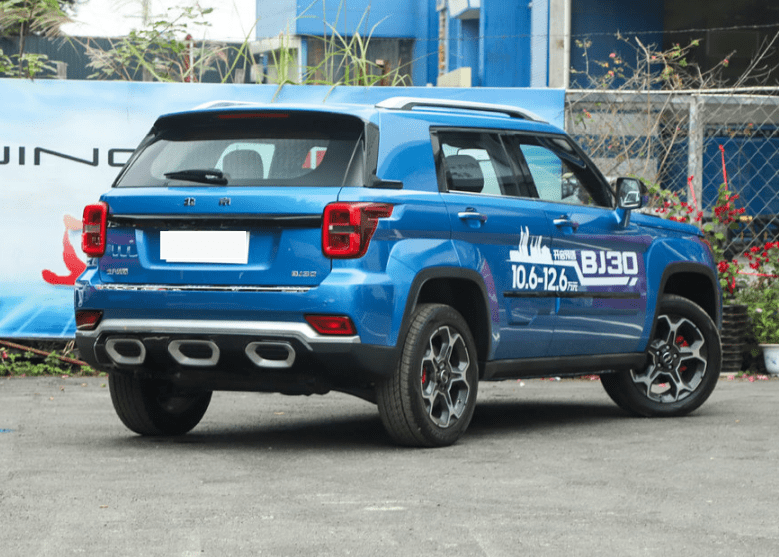 10.58万开回家！硬派越野外观的BJ30，优缺点你都知道吗？_搜狐汽车_搜狐网