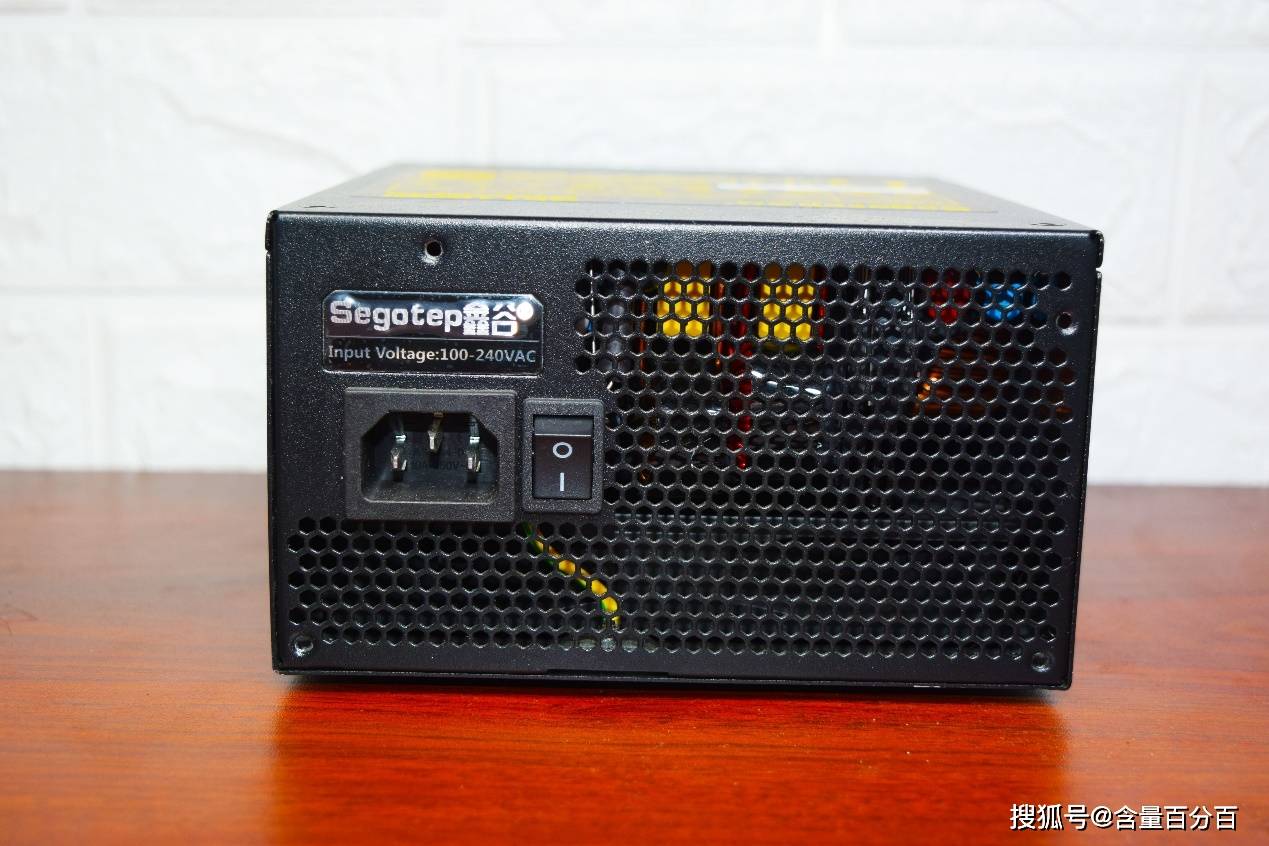 支持双360水冷的中塔机箱，配色新颖、前侧双透的鑫谷直男360点评_电源