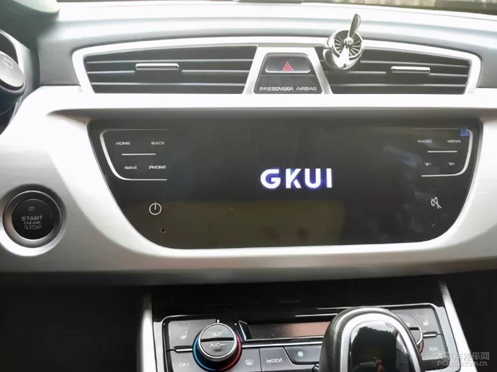 博越PRO有着强大的GKUI车机系统_搜狐汽车_搜狐网