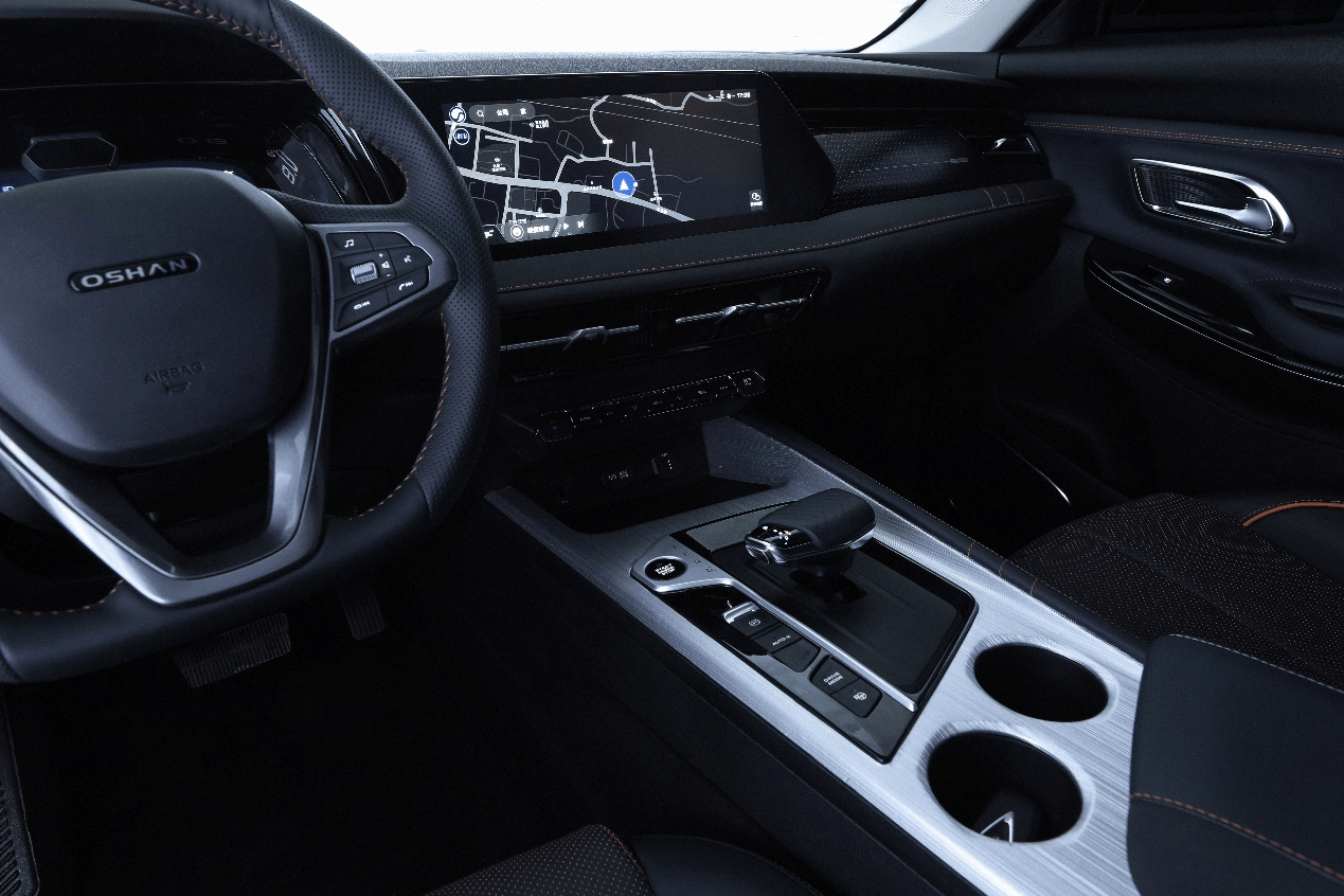 1.5T最强蓝鲸，12-15万级别价值标杆，欧尚X7PLUS车模已爆火_搜狐汽车_搜狐网