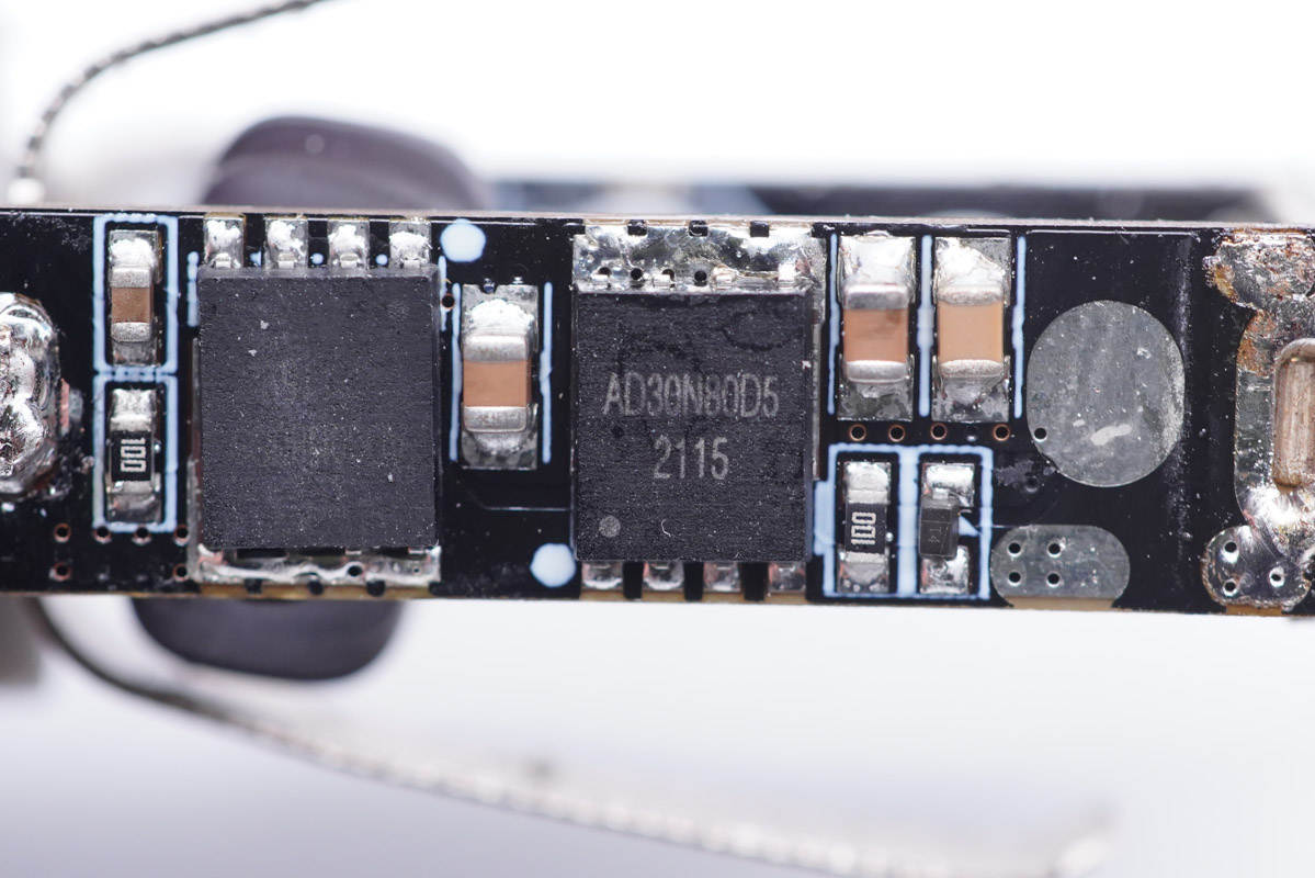 内置智融SW3521高集成降压协议方案，倍思160W最强多口车充拆解_搜狐汽车_搜狐网