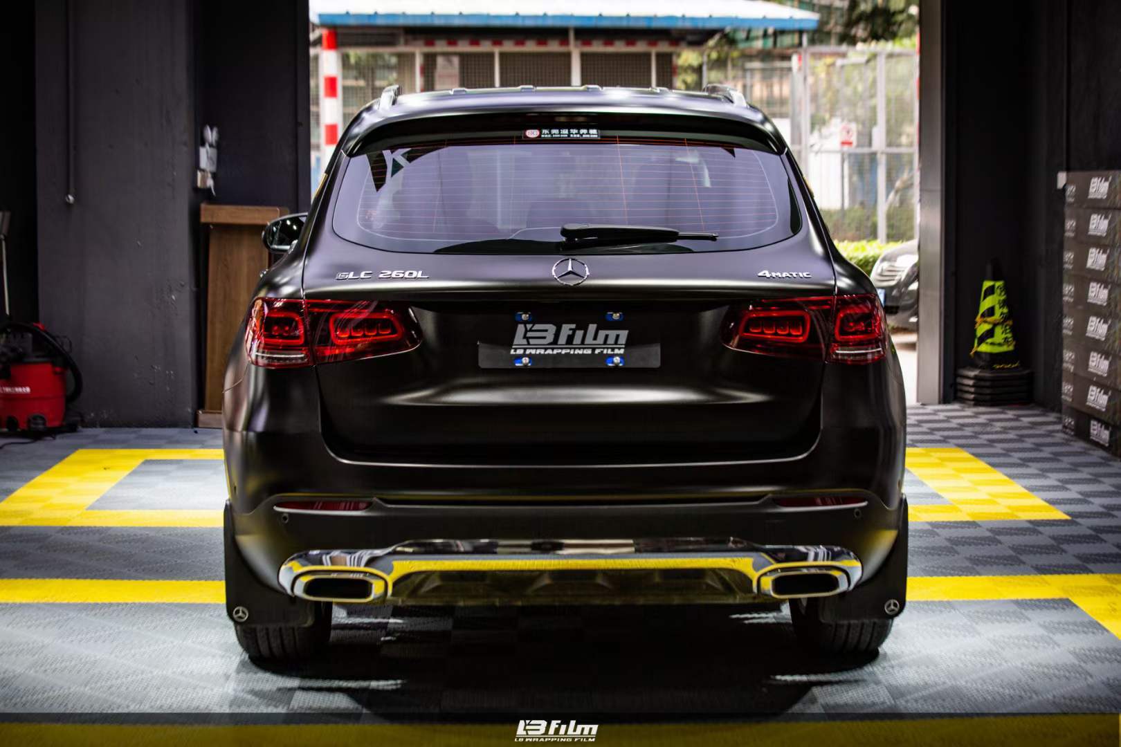 奔驰-GLC全车LBFILM改色膜电光金属黑_搜狐汽车_搜狐网