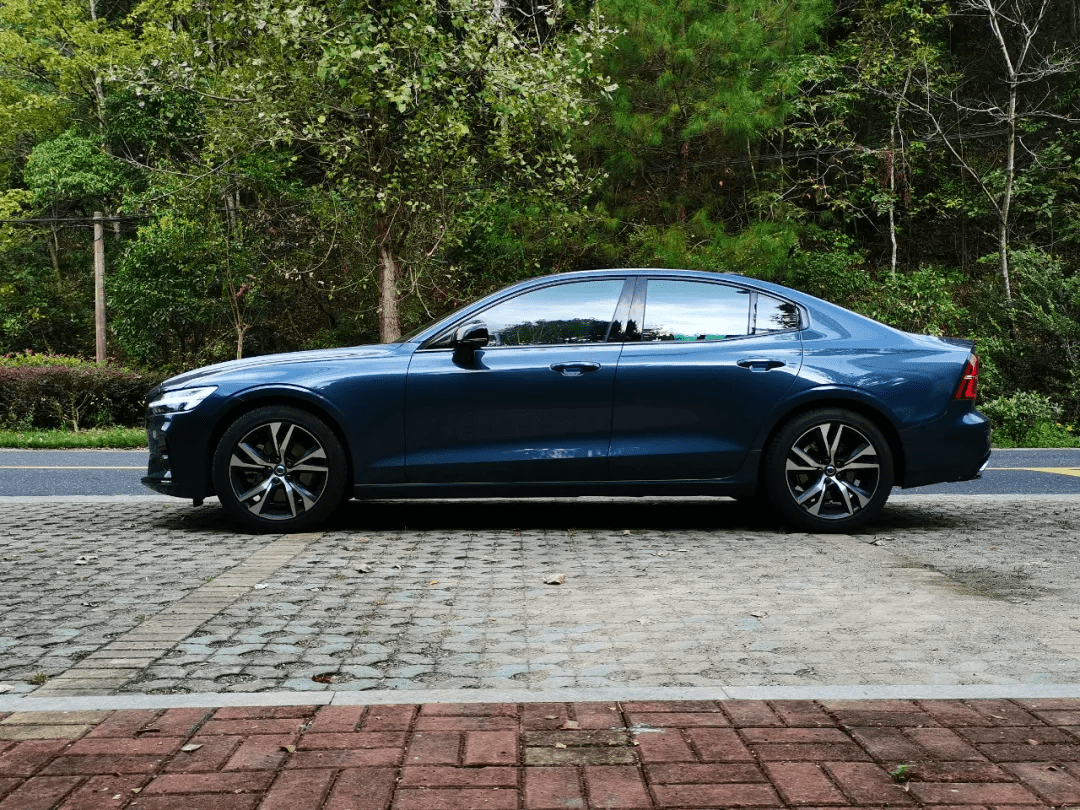 新款沃尔沃S60更舒适，但我还是怀念它曾经的冷颜炙心_搜狐汽车_搜狐网