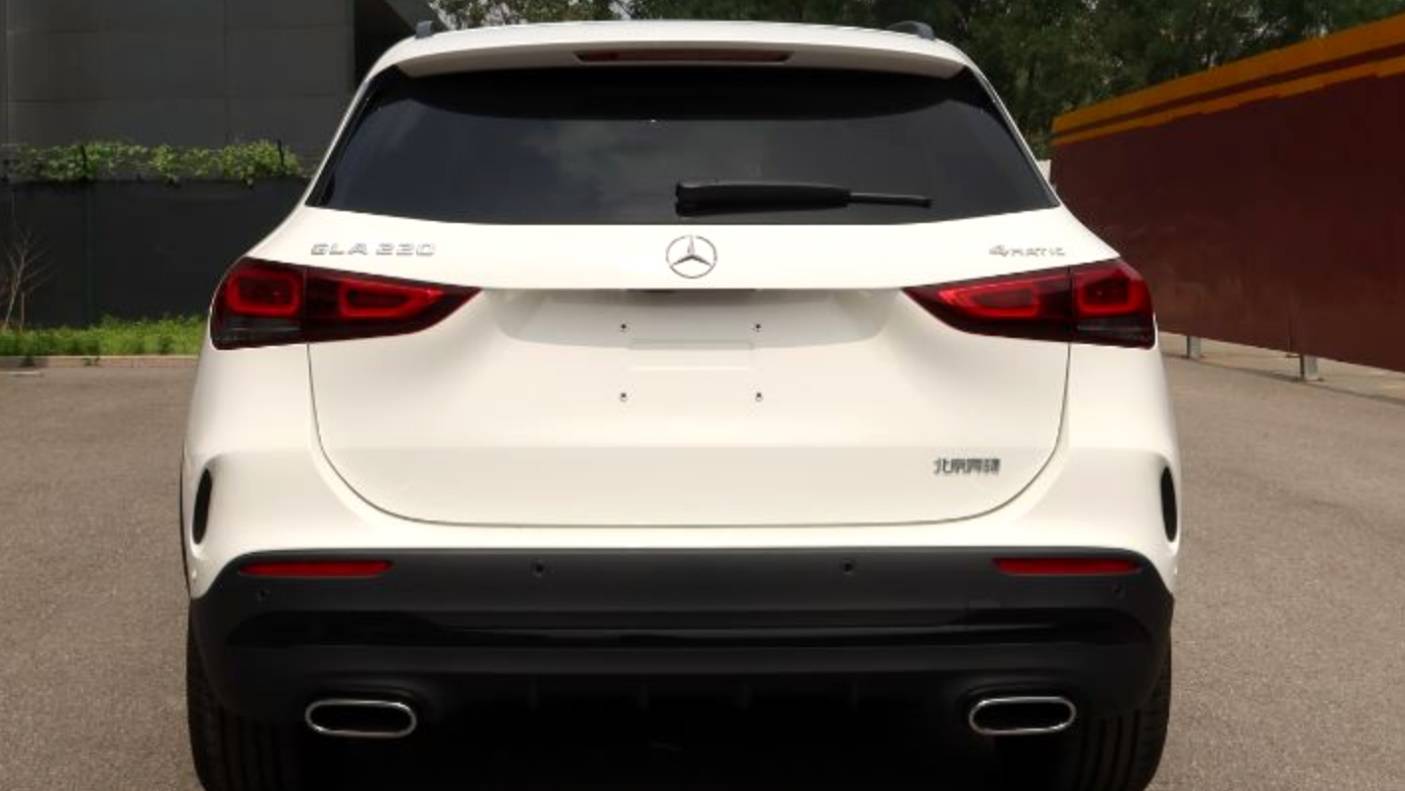 能和奔驰宝马平起平坐了？奔驰GLA终于要上2.0T动力了_搜狐汽车_搜狐网