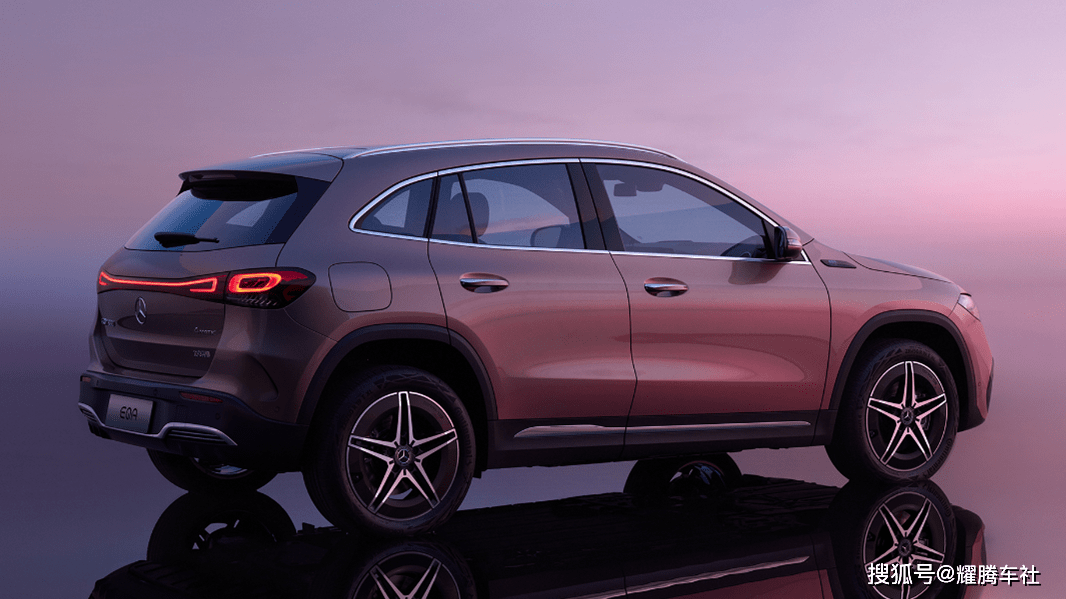 奔驰EQA/EQB正式预售，价格分别为37万/44万，这两款车能火吗？_搜狐汽车_搜狐网