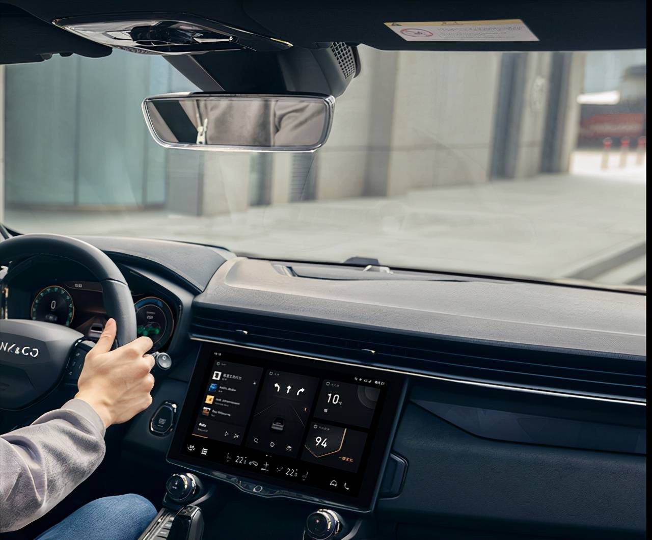 百公里油耗1.4升 ，直接上绿牌，领克01 PHEV PLUS 不香么？_搜狐汽车_搜狐网