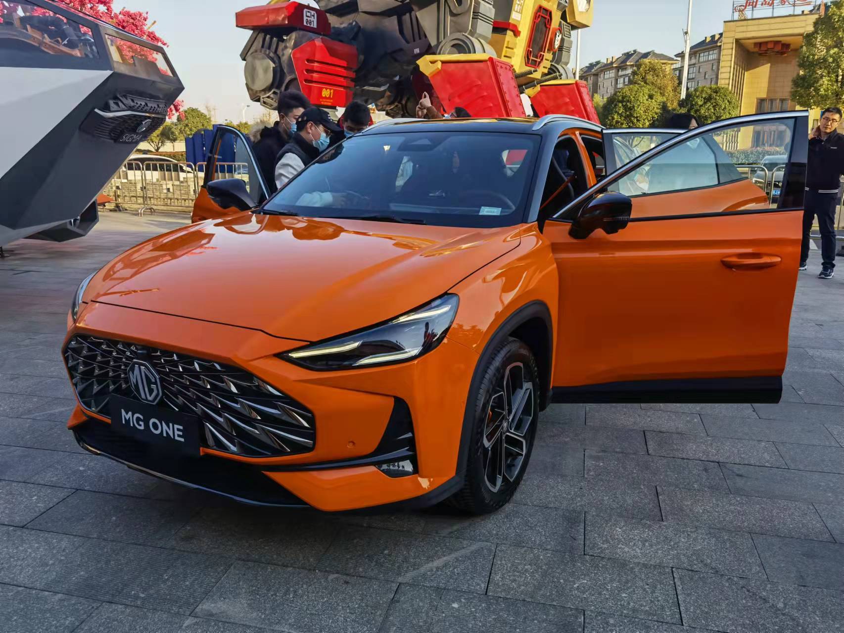 2021好车推荐：MG ONE，颜值即正义！_搜狐汽车_搜狐网