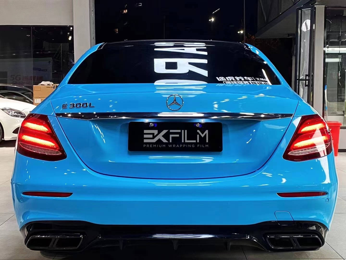 EKFILM改色膜：奔驰E300L改色高亮冰淇淋蓝_搜狐汽车_搜狐网