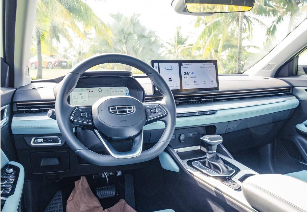 2022款吉利帝豪L，1.4T+8CVT新动力组合，配置差异分析_搜狐汽车_搜狐网