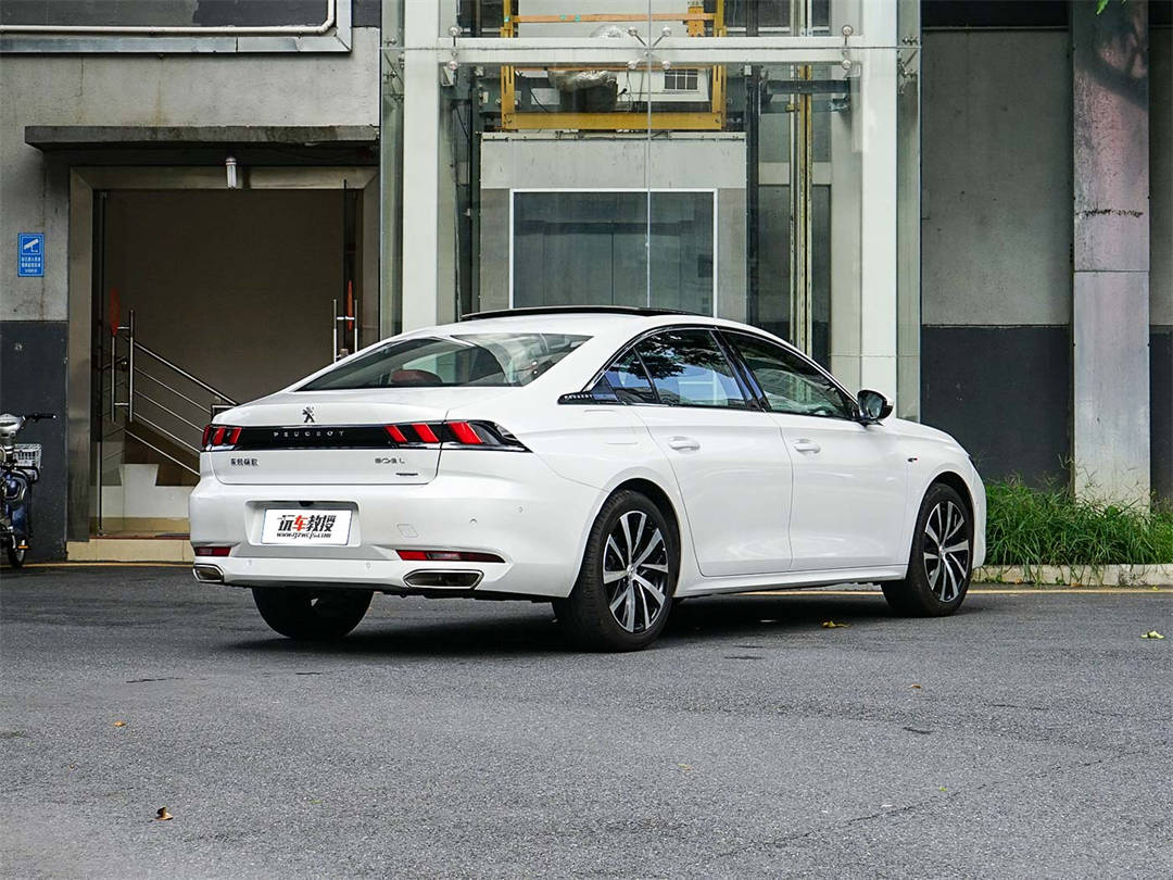 无框车门+掀背尾门！标致508GT现身国内 网友都看馋了_搜狐汽车_搜狐网