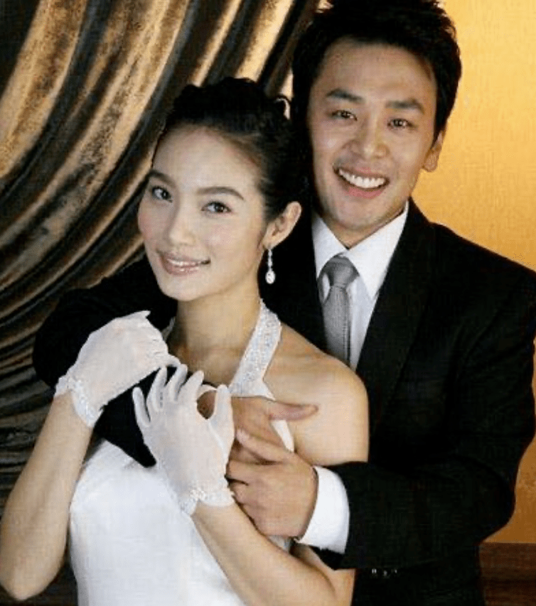 女星李敏英婚后13天被丈夫砍断手指，背后真相不止是家暴那么简单_李灿_因为_婚礼