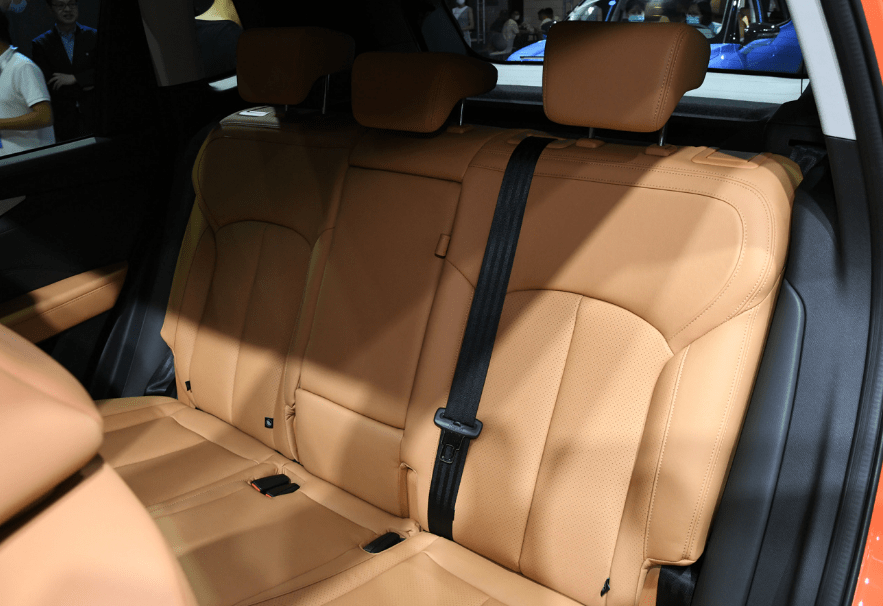 谁才是超值中型新能源SUV之选？威马W6对比零跑C11_搜狐汽车_搜狐网