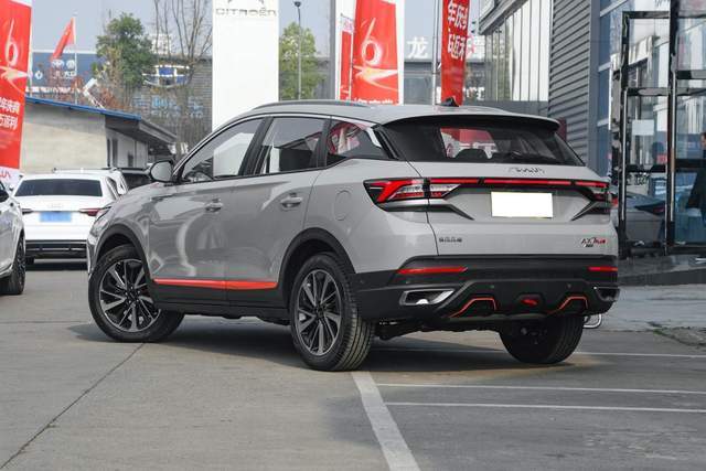 自主紧凑级SUV之争 东风风神AX7马赫版对比哈弗H6国潮版_搜狐汽车_搜狐网