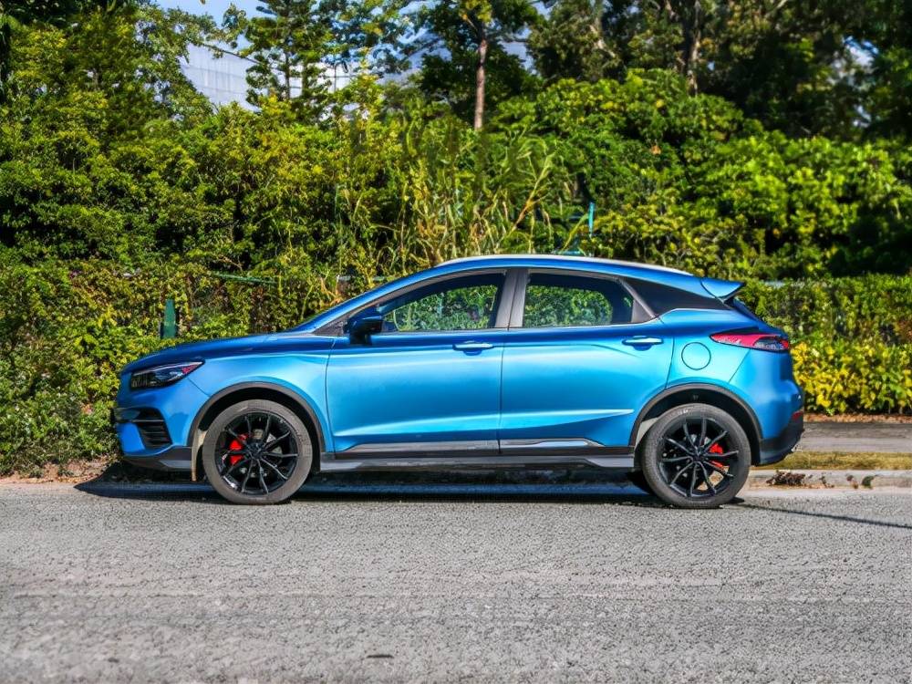 油价猛涨，买车还得考虑好不好养！帝豪S PK CS55PLUS_搜狐汽车_搜狐网