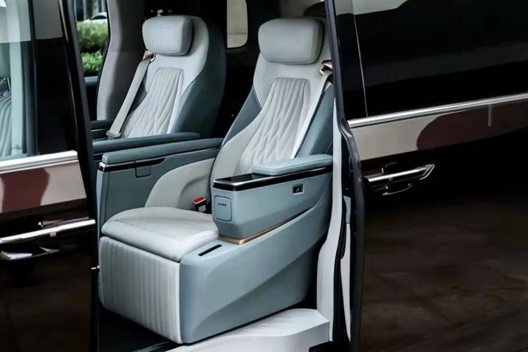 尺寸超过别克GL8！上汽大通新款MPV车型23万元预售_搜狐汽车_搜狐网