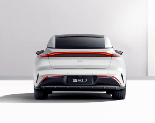 售36.88-40.88万元，续航615km，智己L7上市_搜狐汽车_搜狐网