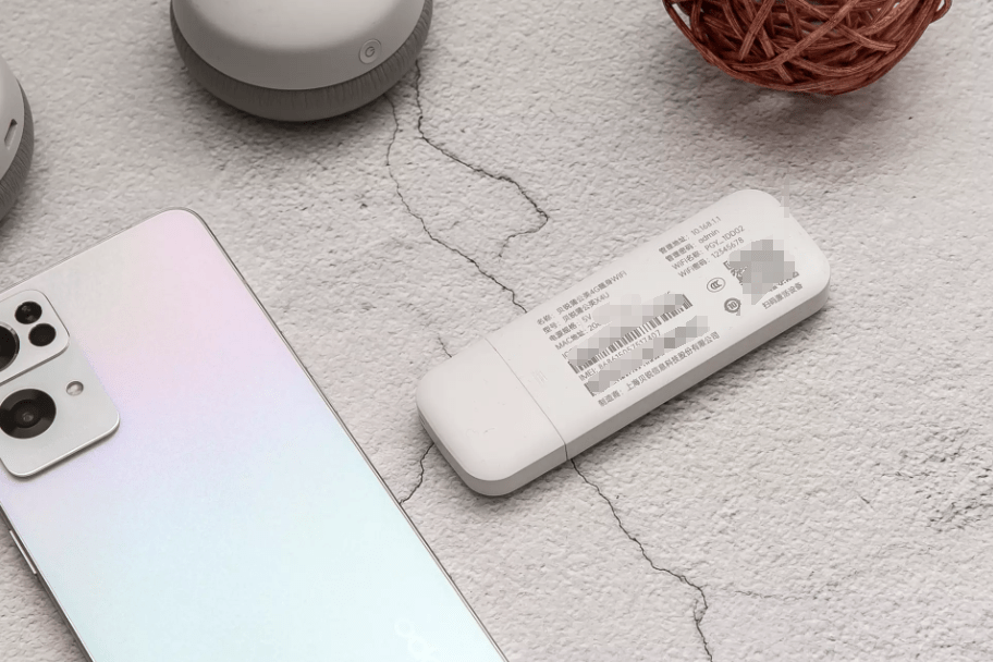 随身携带的无线网络，娱乐办公两不误——蒲公英X4U随身WiFi体验_流量_手机_管理