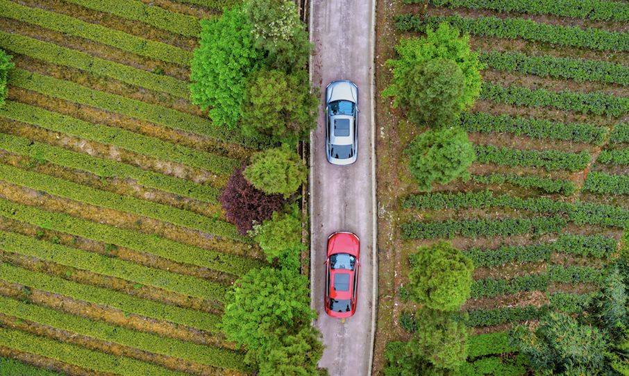 试驾比亚迪汉DM-i 不仅操控平顺，更省油更智能！_搜狐汽车_搜狐网