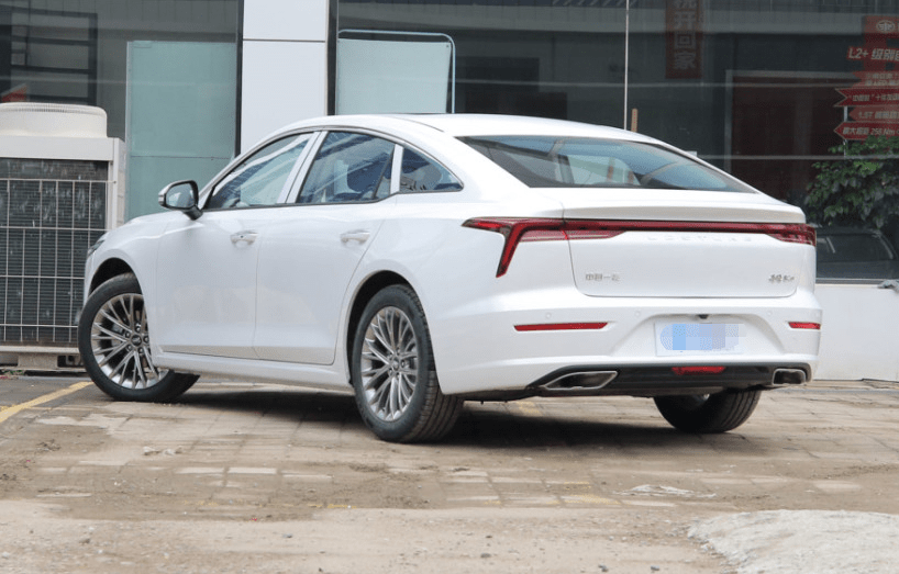 新款奔腾B70正式上市！取消手动版车型，起售价仅10.59万_搜狐汽车_搜狐网