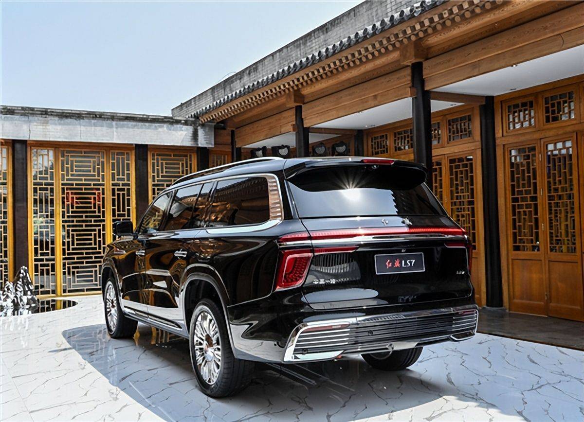 最贵国产SUV！红旗LS7疑似售价曝光：搭4.0T发动机，售136.58万起_搜狐汽车_搜狐网