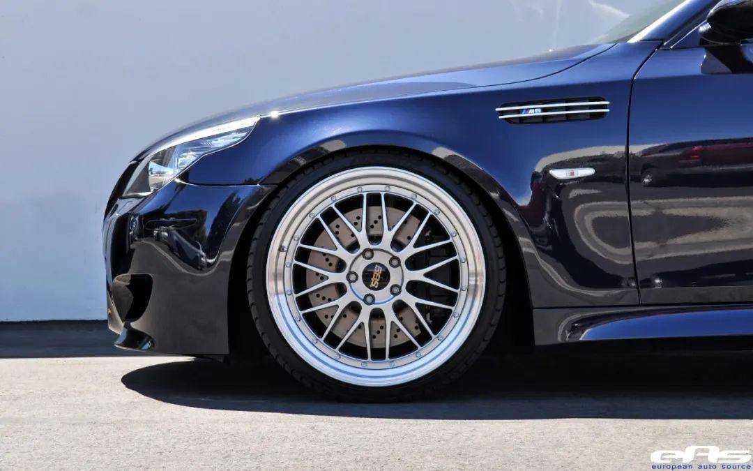 有一种搭叫：BMW 和 BBS_搜狐汽车_搜狐网