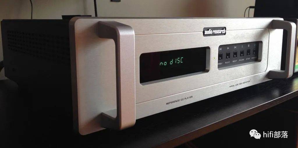 美国 Audio Research ARC CD8 Reference 参考级电子管CD播放机_William_Johnson_真空管